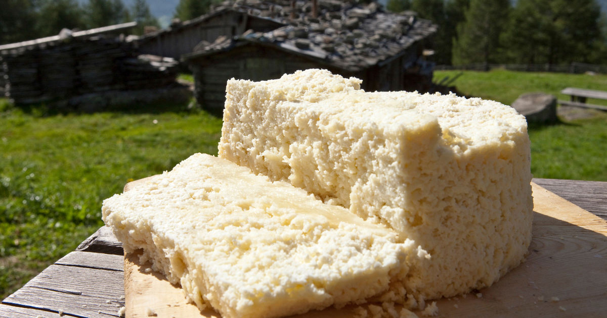 Grey cheese from South Tyrol | Alpine pasture cheese