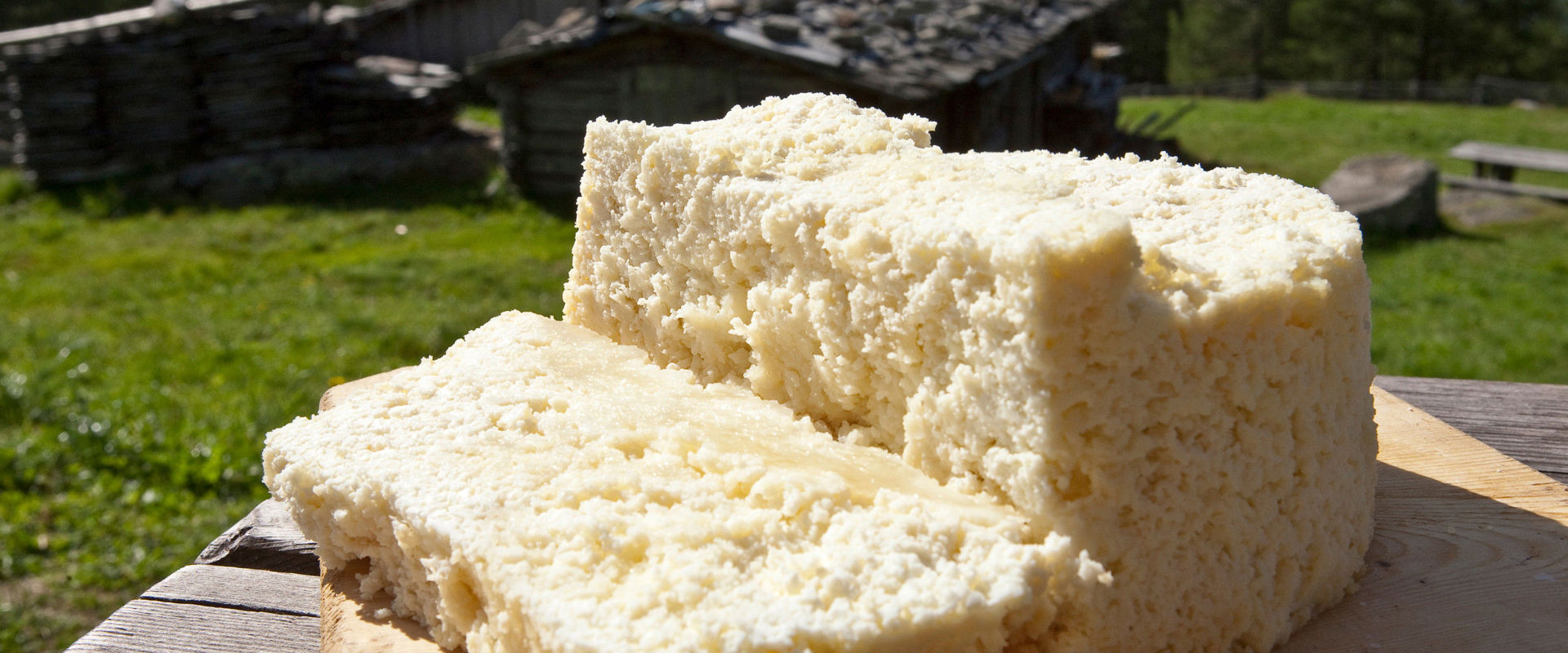 Grey cheese from South Tyrol | Alpine pasture cheese