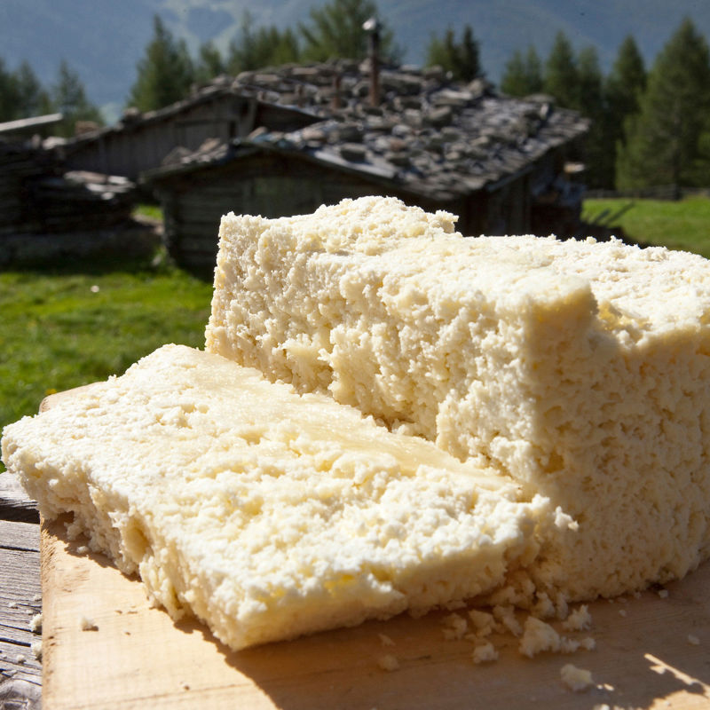 Grey cheese from South Tyrol | Alpine pasture cheese